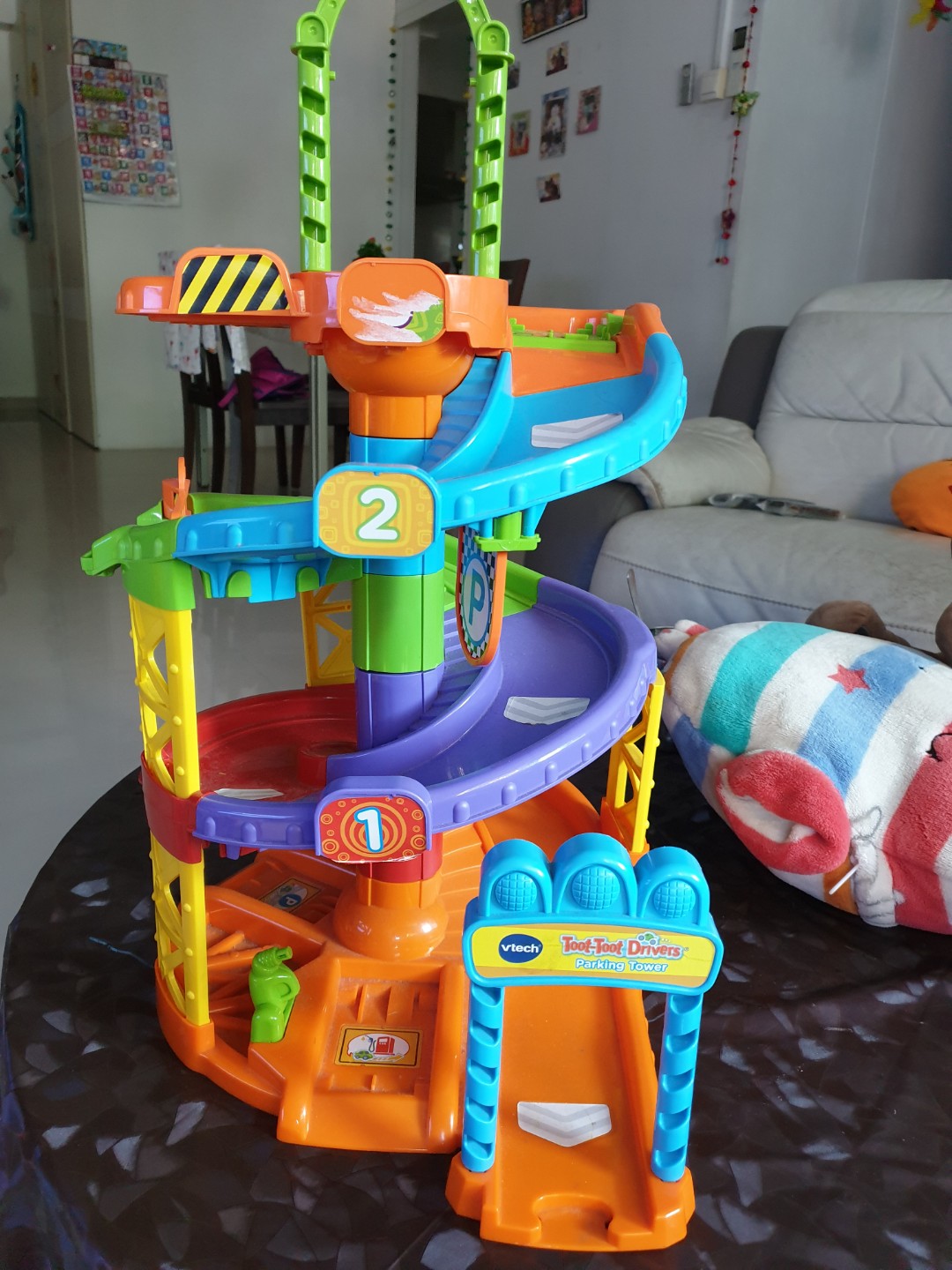 Vtech colourful track, Hobbies & Toys, Toys & Games on Carousell