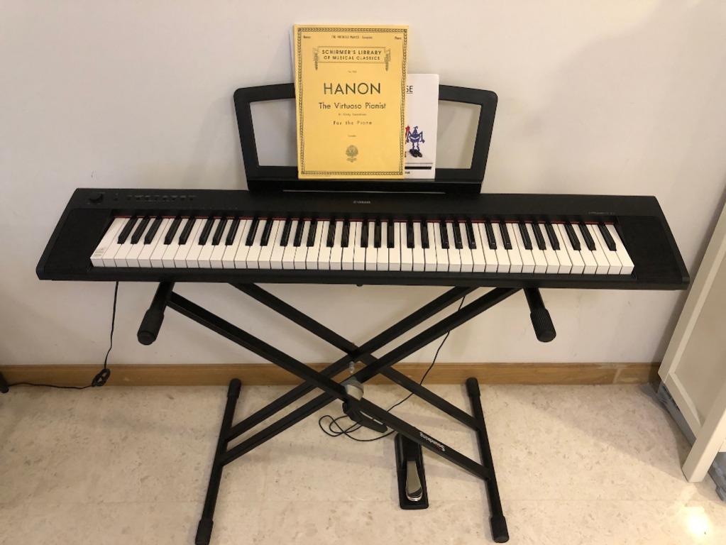 Yamaha Piaggero NP-31 piano keyboard with stand and sustain pedal ...