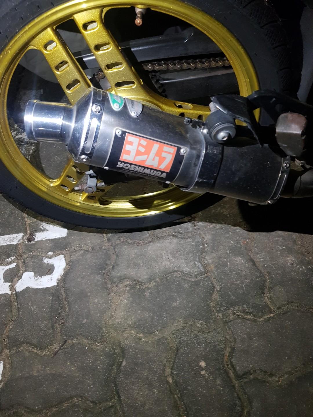 Yoshimura Tri Oval 1st Gen Spark 135, Motorcycles, Motorcycle ...