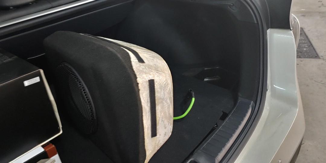 8 Months Old Ground Zero Plutonium GZPW 10SQ 10" Hi End SQ Subwoofer ...