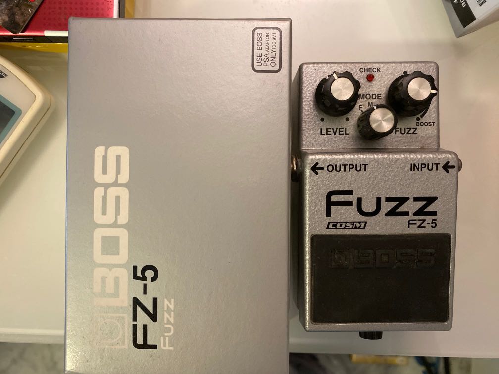 BOSS Fuzz FZ 5, Hobbies & Toys, Music & Media, Musical Instruments on ...