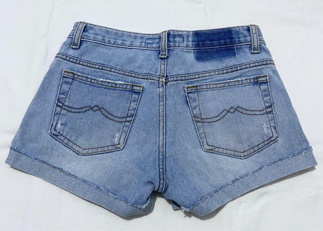 Maong Shorts, Women's Fashion, Bottoms, Shorts on Carousell