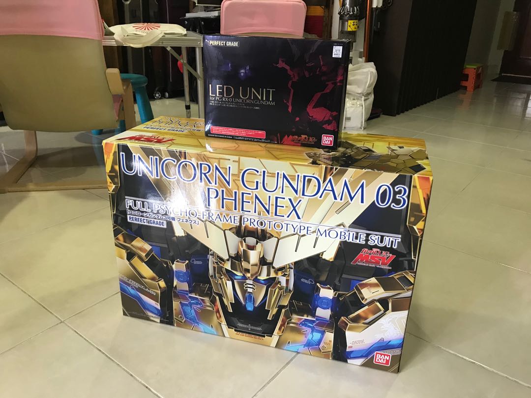 PG 1/60 RX-0 Unicorn Gundam 03 Phenex + LED, Toys & Games, Others on ...