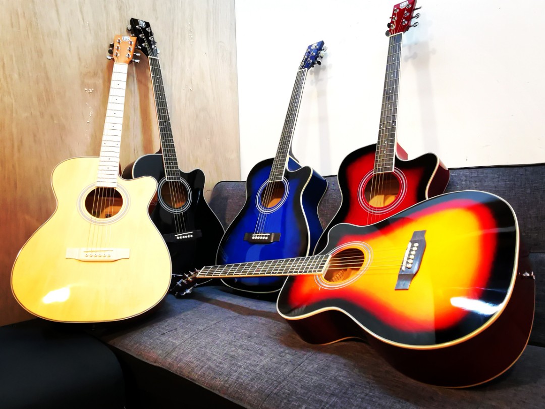 Techno D40 Acoustic Guitar, Hobbies & Toys, Music & Media, Musical ...