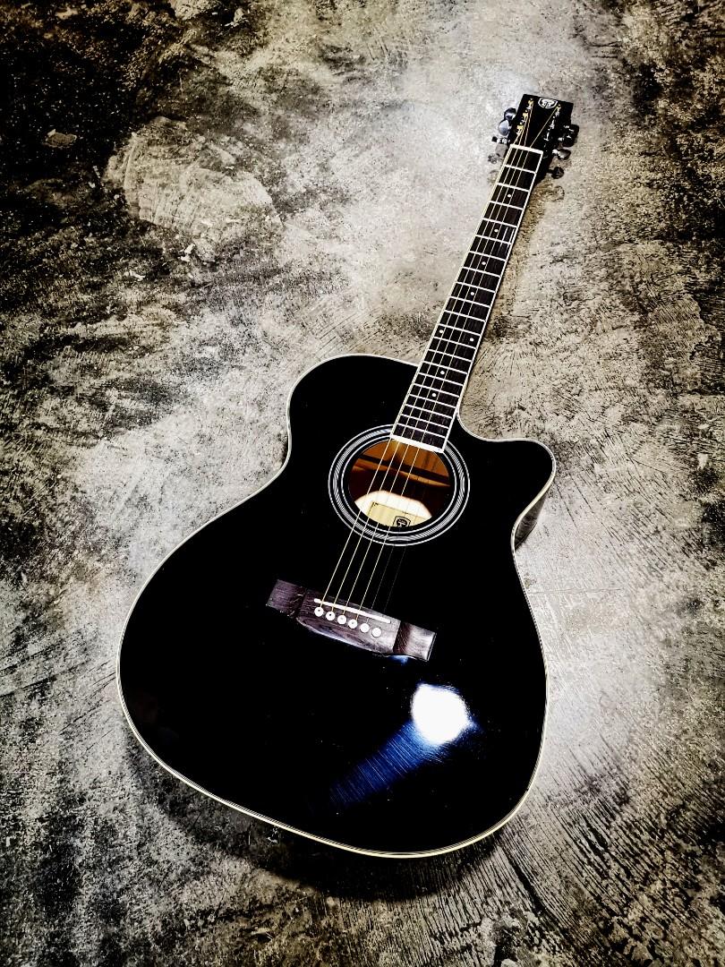 Techno D40 Acoustic Guitar, Hobbies & Toys, Music & Media, Musical ...