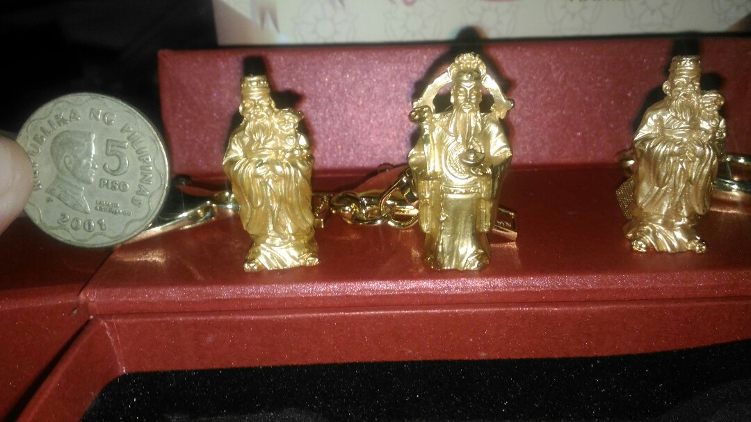 Resorts World Manila Keychains - Lucky Charms, Hobbies & Toys ...