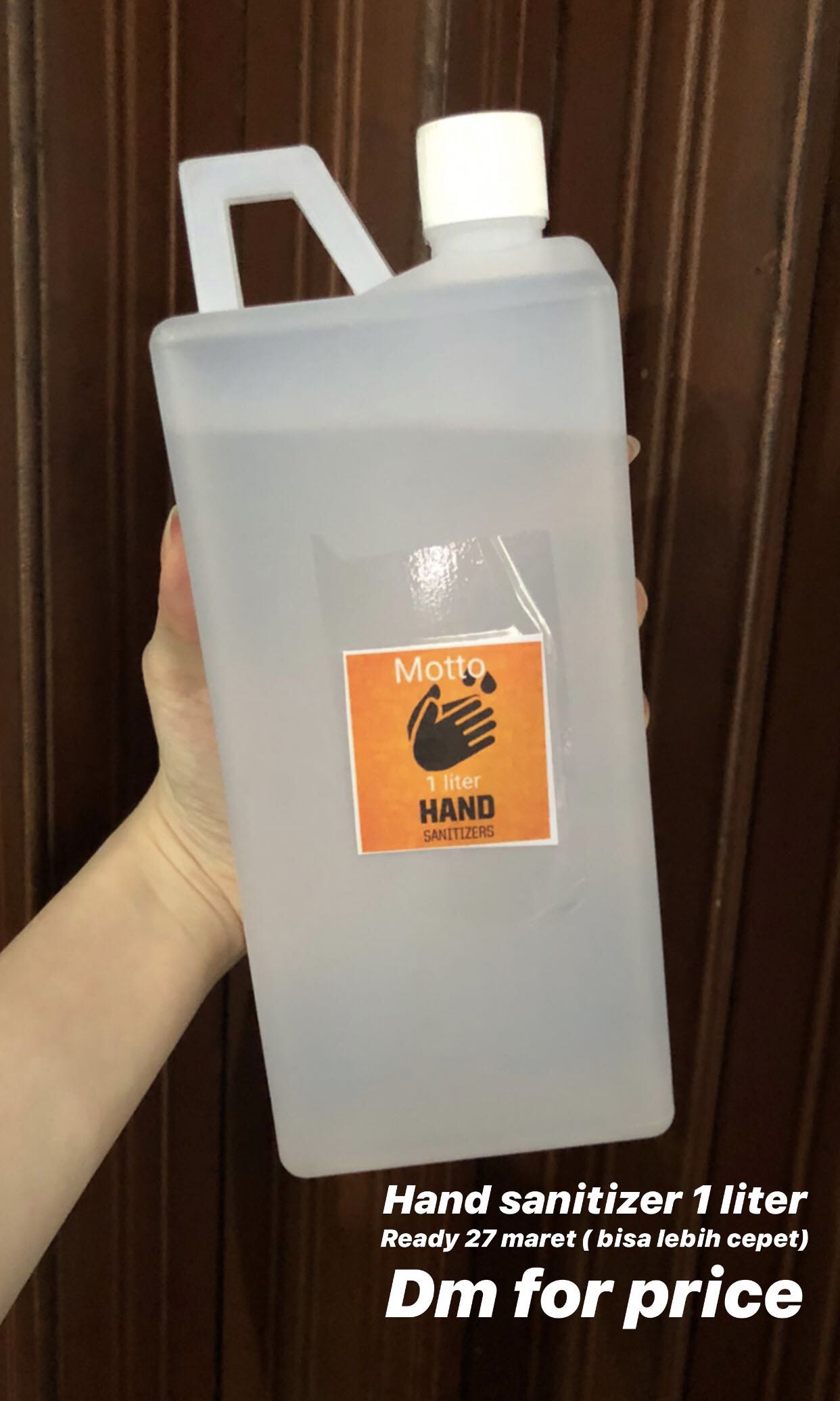 Hand sanitizer 1 liter, Serba Serbi, Others di Carousell