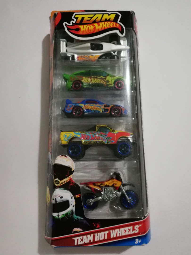 Hot Wheels 5 Pack Team Hot Wheels -HTF, Hobbies & Toys, Toys & Games on ...