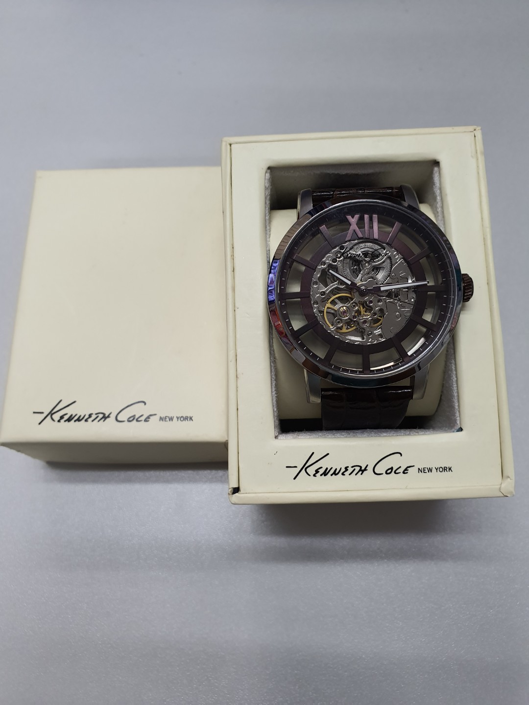 Kenneth cole automatic watch 48mm face, Mobile Phones & Gadgets ...