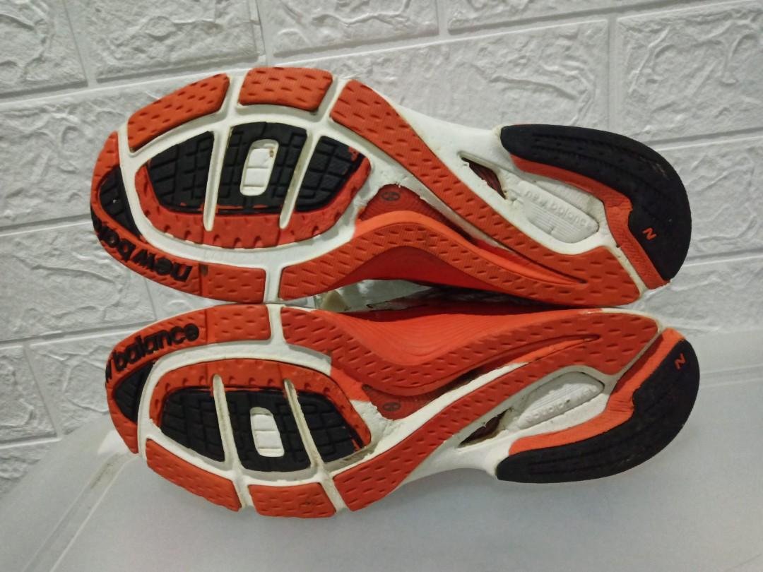 New Balance 904, Men's Fashion, Activewear on Carousell