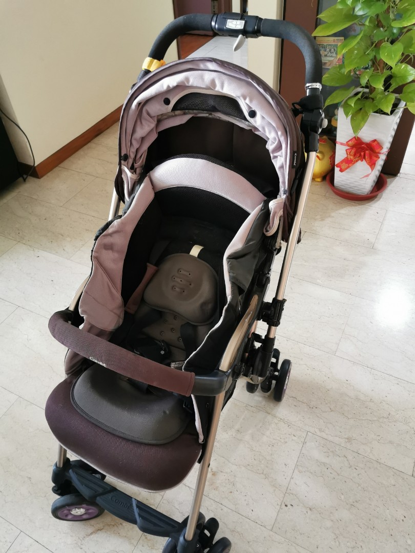 Preloved Combi Miracle Turn Premier Stroller, Babies & Kids, Going Out, Strollers on Carousell