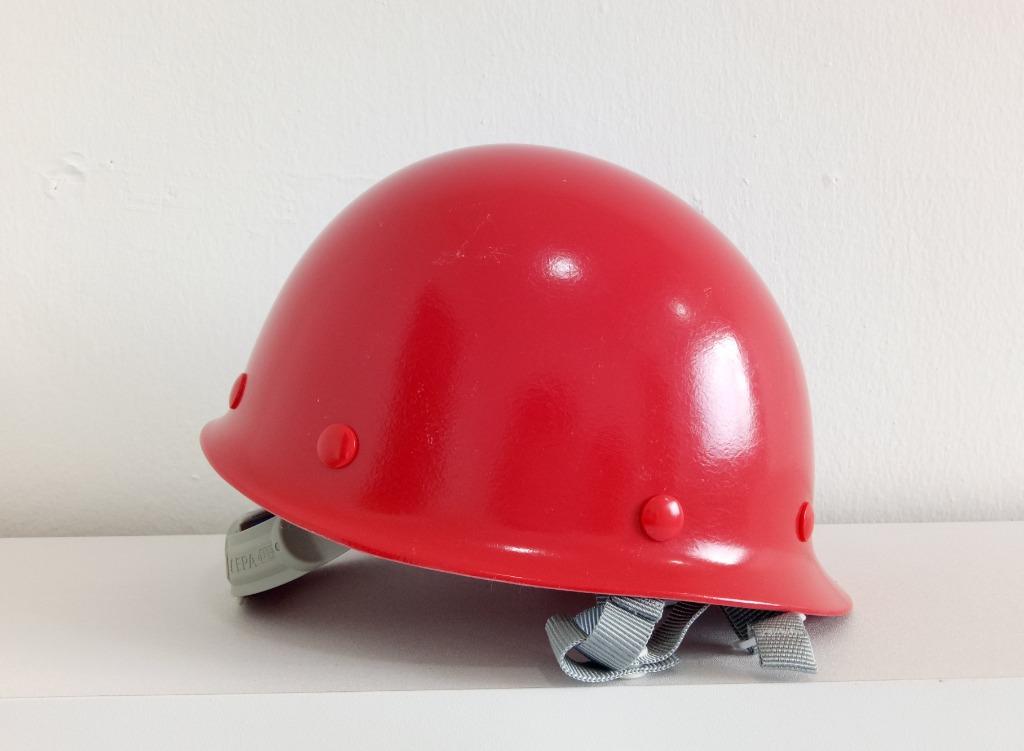 Tanizawa Safety Helmet - 118 FRP Red (Malaysia DOSH Compliance), Sports ...