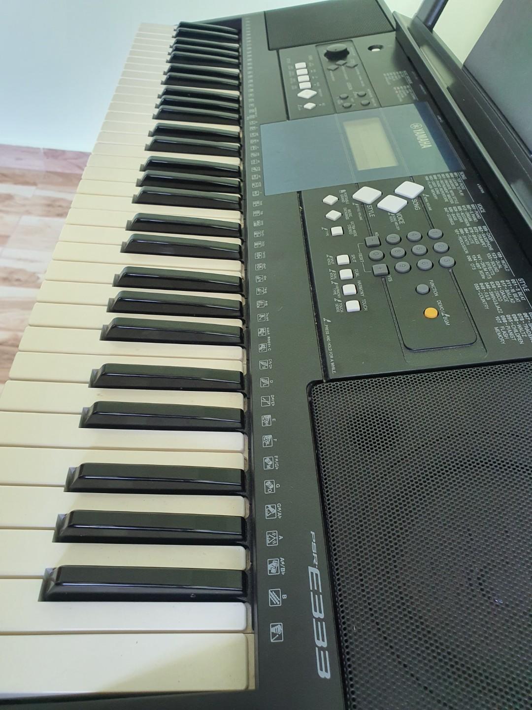 Yamaha PSR e333 Keyboard, Hobbies & Toys, Music & Media, Musical ...