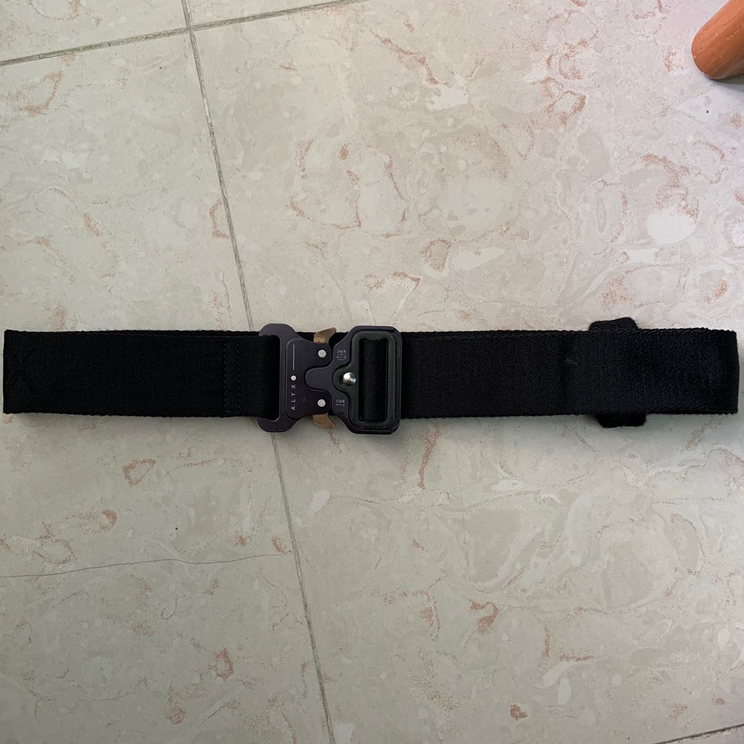 Alyx belt, 名牌, 服裝 - Carousell
