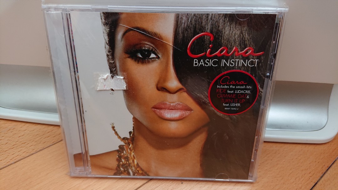 Ciara - Basic instinct, 興趣及遊戲, 收藏品及紀念品, 明星周邊 - Carousell