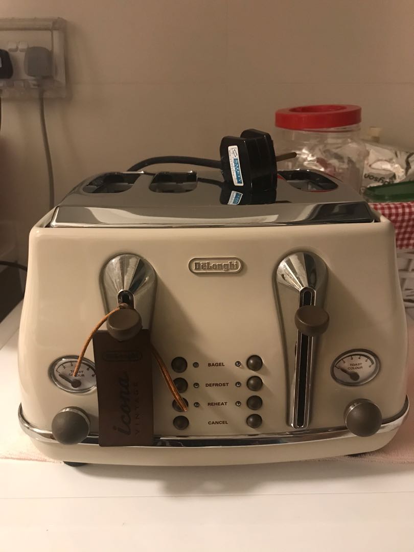 DeLonghi Rare Cream Beige Vintage Toaster, TV & Home Appliances ...