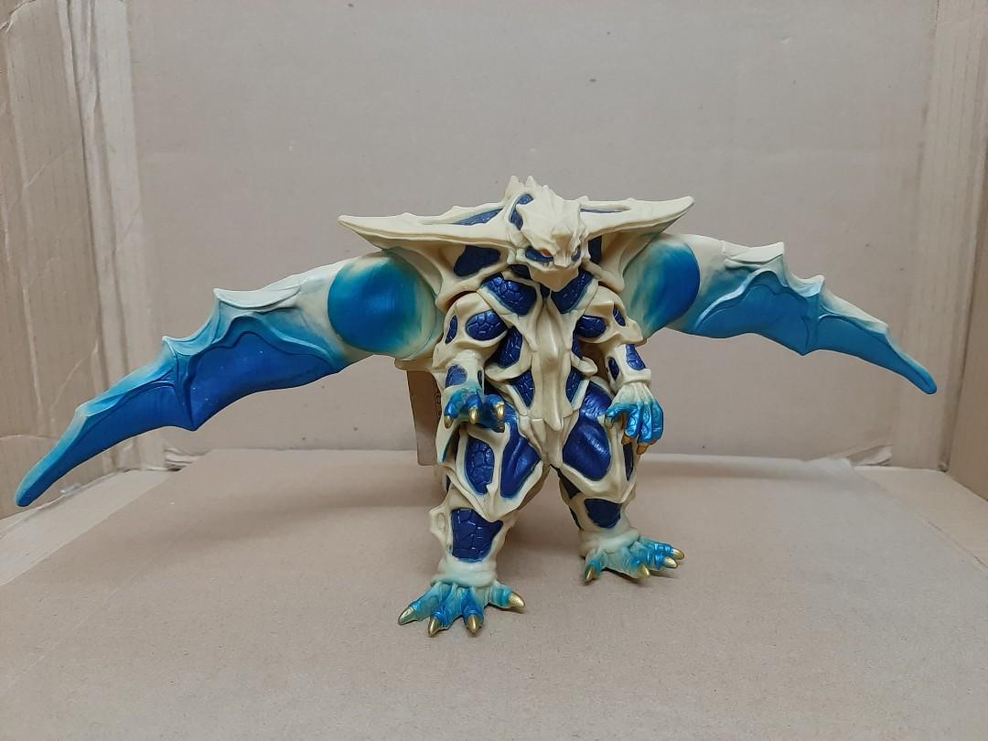 GERANDA Ultra Monster Ultraman Tiga Dyna Sofubi Kaiju Figure, Hobbies ...