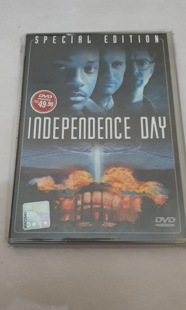 Independence Day (2 DVD SET), Hobbies & Toys, Music & Media, CDs & DVDs on Carousell