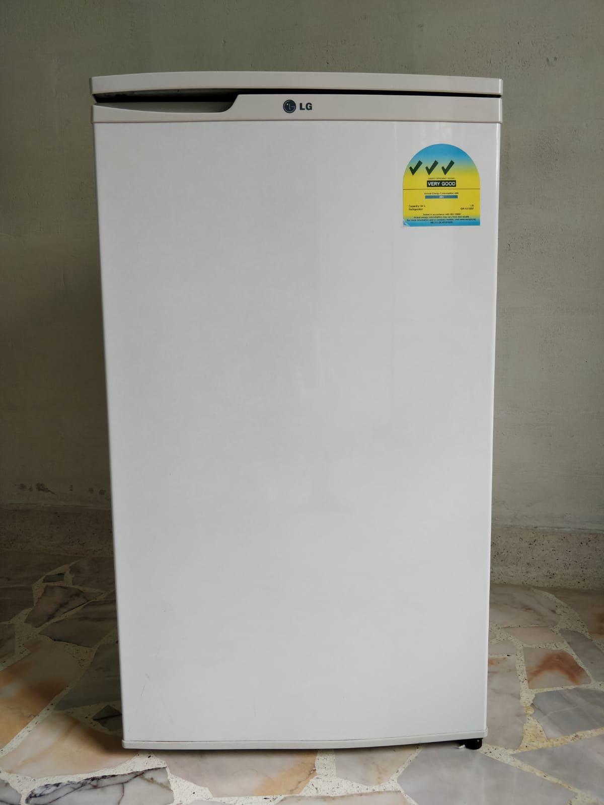 LG Mini Fridge 94L, TV & Home Appliances, Washing Machines and Dryers ...