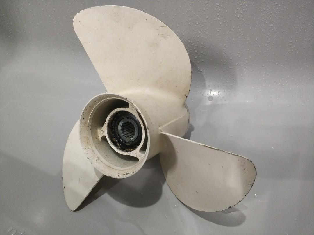 Original Yamaha Talon Propeller, 13.5 x 15, Everything Else on Carousell