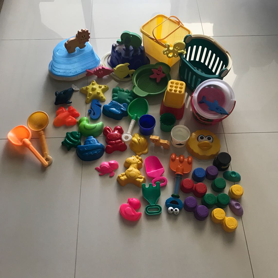 Sandcastle Building Set, Hobbies & Toys, Toys & Games on Carousell