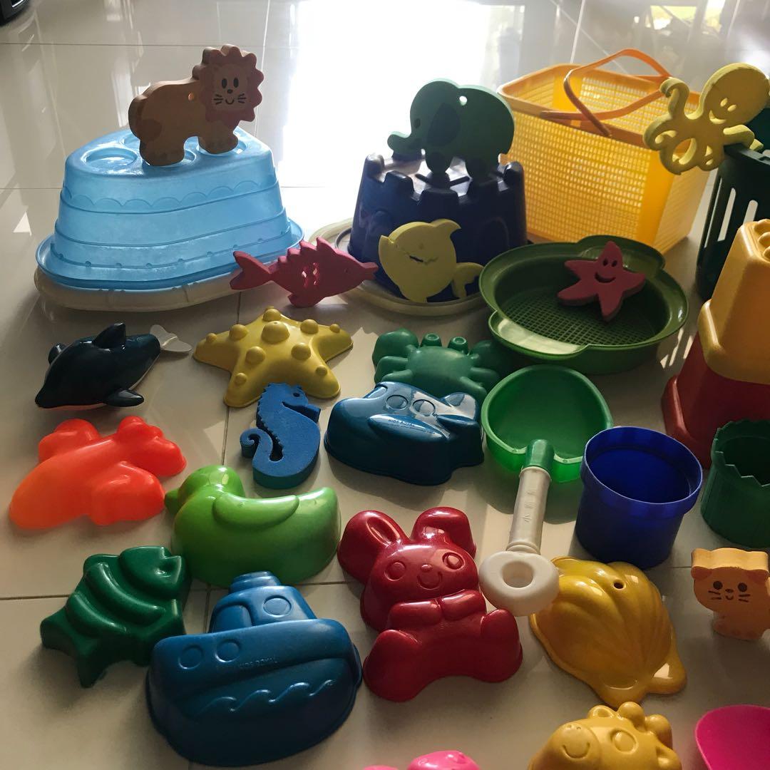Sandcastle Building Set, Hobbies & Toys, Toys & Games on Carousell