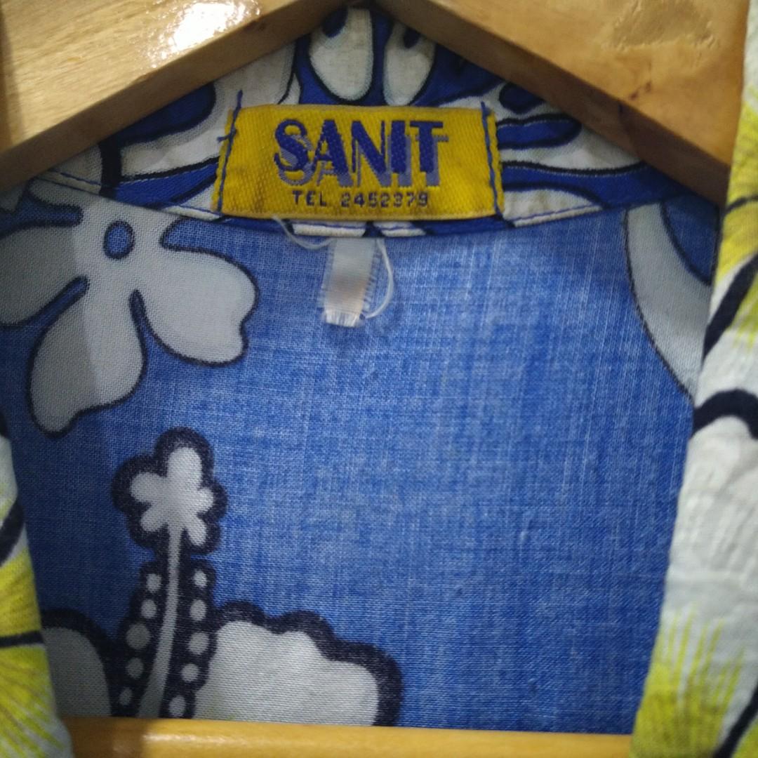 Vintage Hawaii Bunga raya, Men's Fashion, Tops & Sets, Tshirts & Polo ...