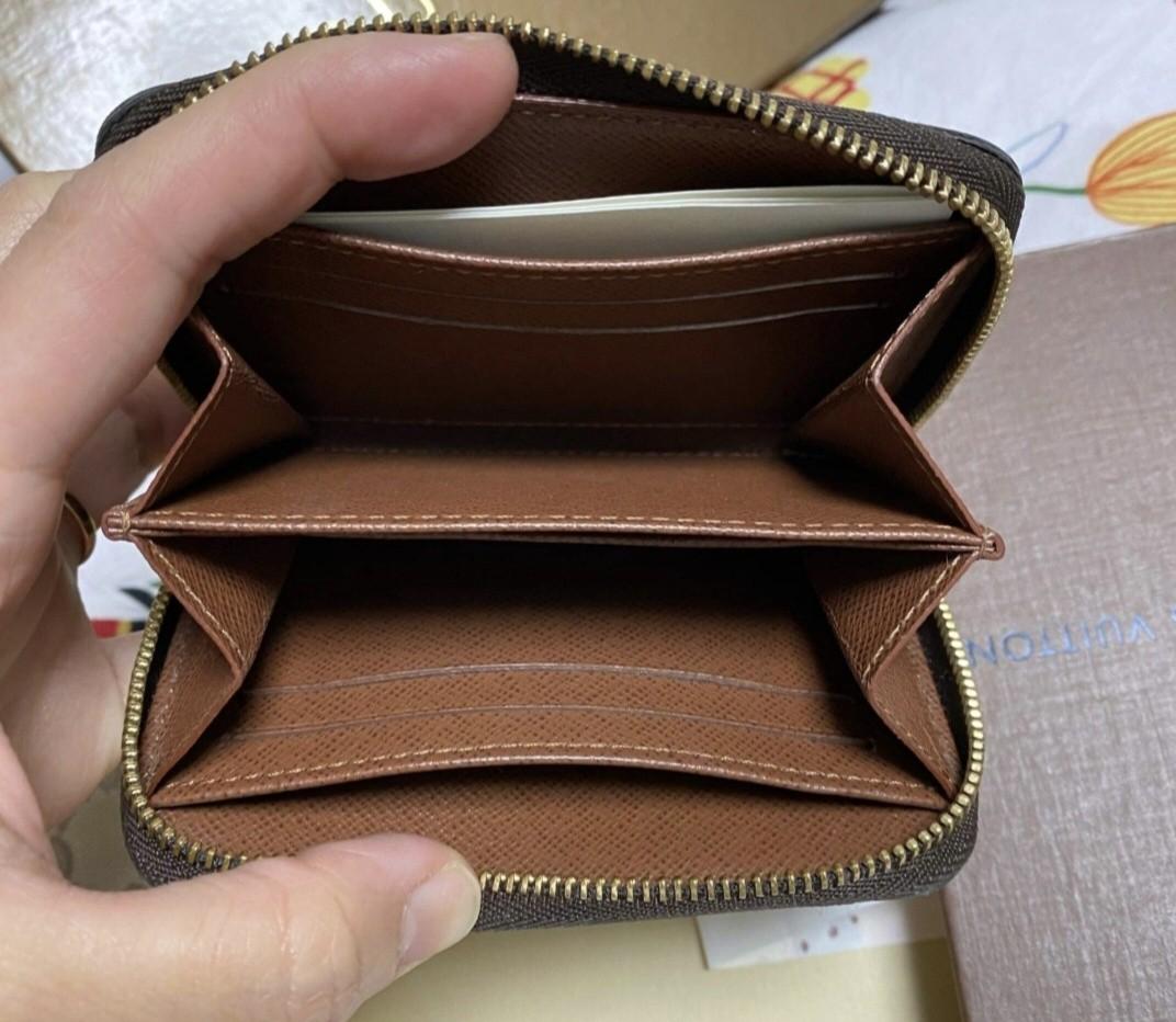 Sale‼️Preloved LV Card and Coin Purse Rank A condition with box, Luxury ...