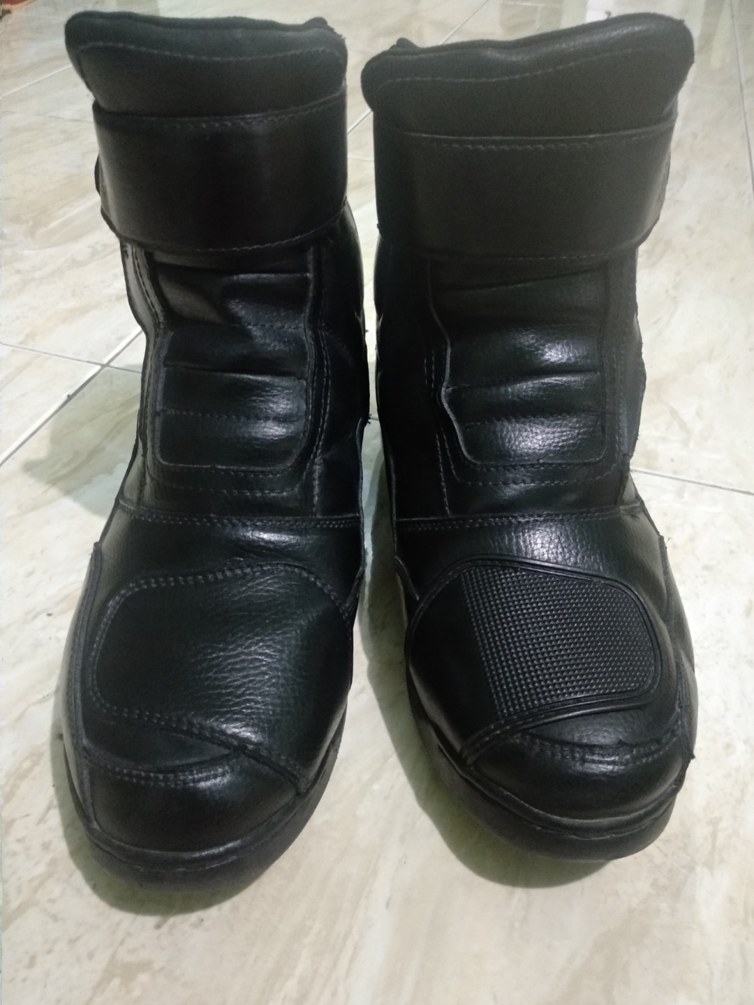 Sepatu Boots Tomkins Max Speed UK 43, Fesyen Pria, Sepatu , Sepatu Boot ...