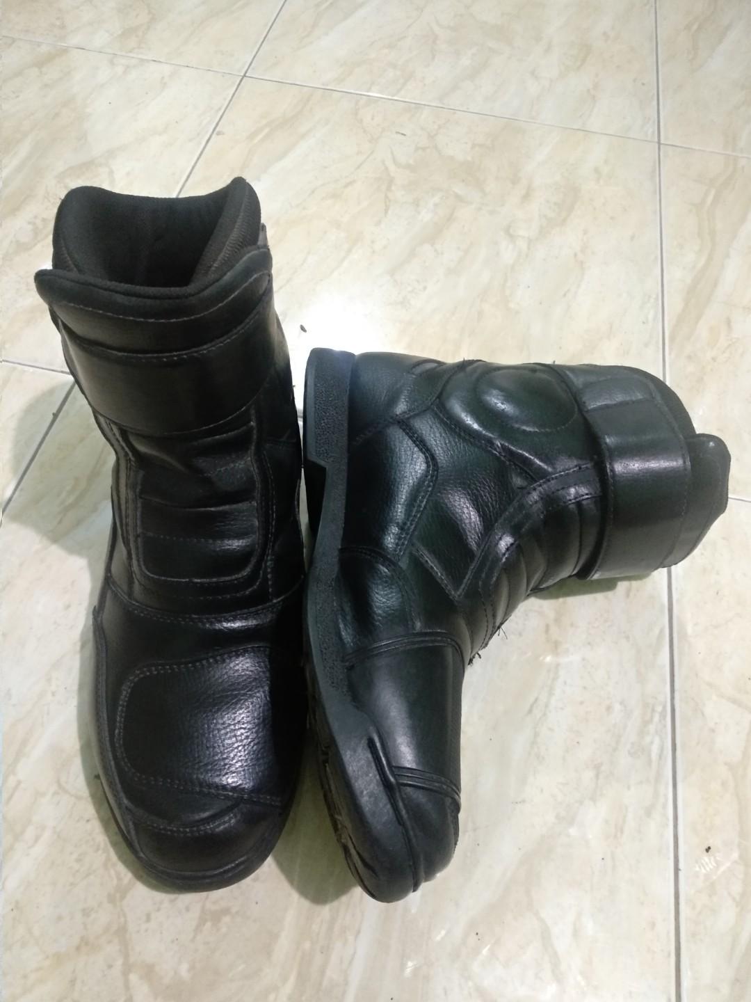 Sepatu Boots Tomkins Max Speed UK 43, Fesyen Pria, Sepatu , Sepatu Boot ...