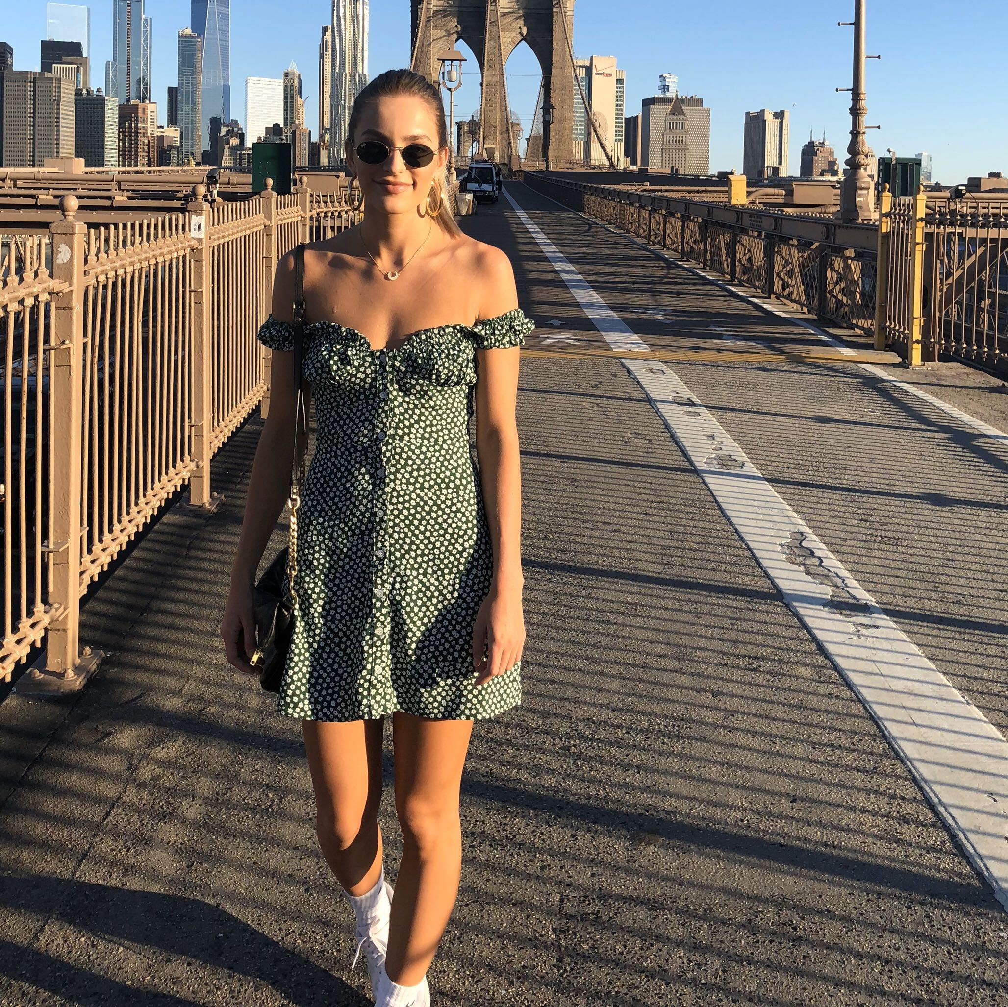 isabelle green floral off shoulder dress, Women's Fashion, Tops ...