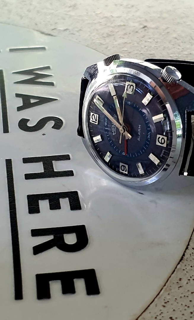 Mentor (1970s) Vintage Manual Wind Alarm Watch, Women's Fashion ...