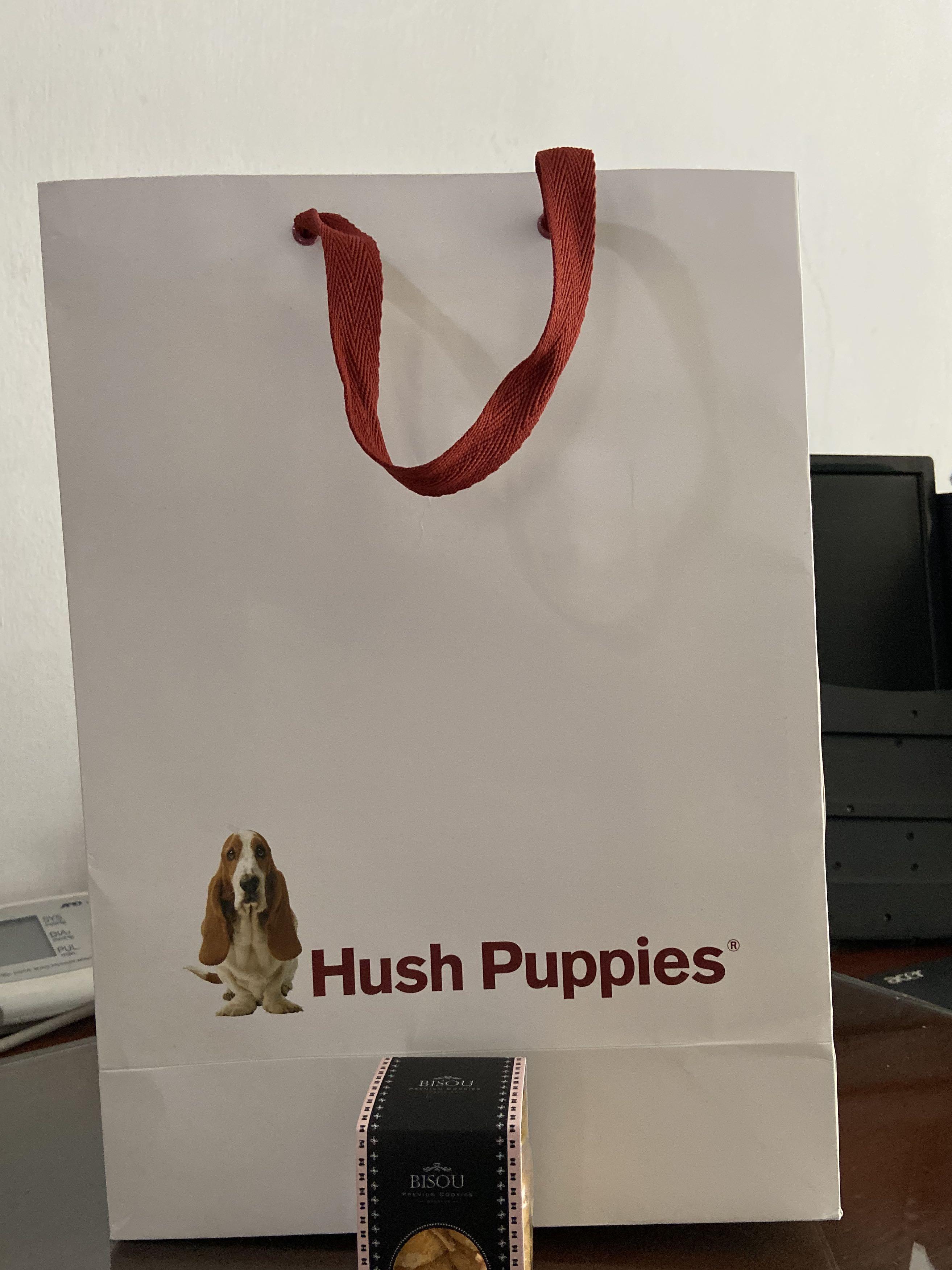 Paper Bag / Tas Hush Puppies, Barang Mewah, Tas & Dompet di Carousell