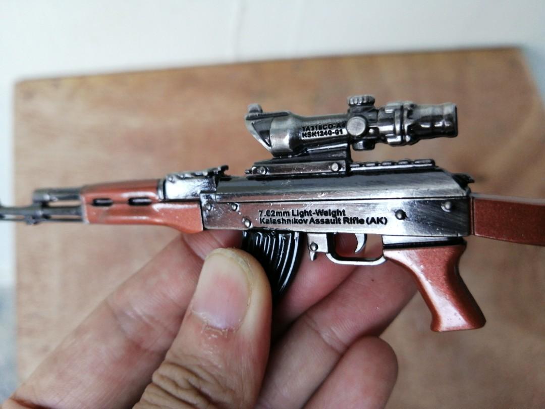 Russian AK47 Assault Rifle keychain, Hobbies & Toys, Stationery & Craft ...