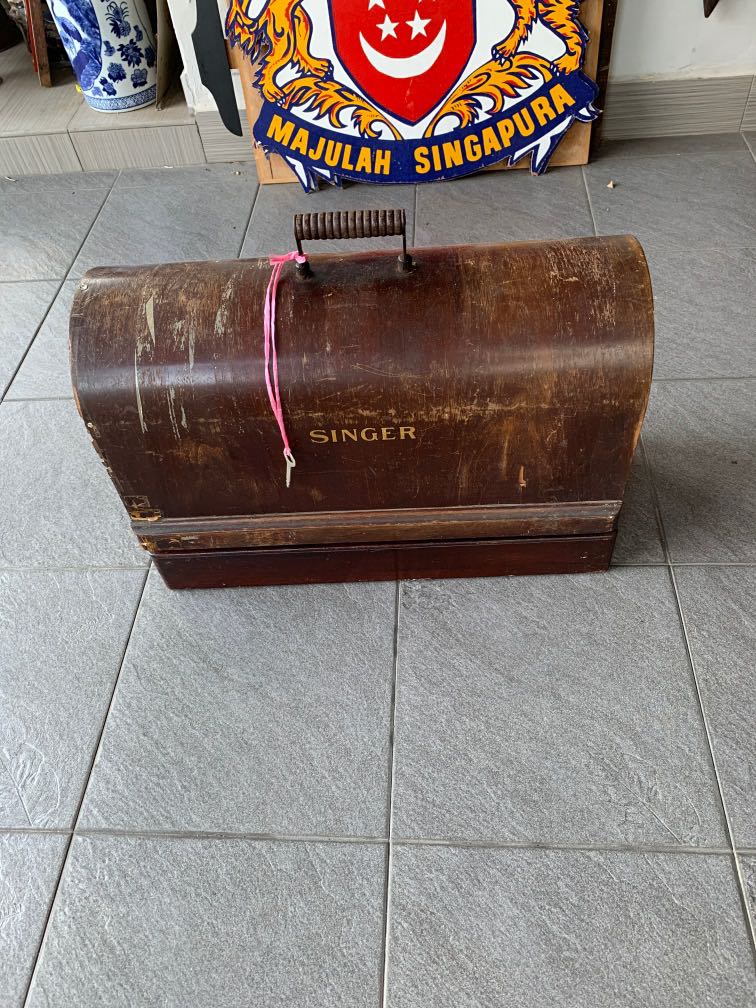 Singer, Hobbies & Toys, Memorabilia & Collectibles, Vintage ...
