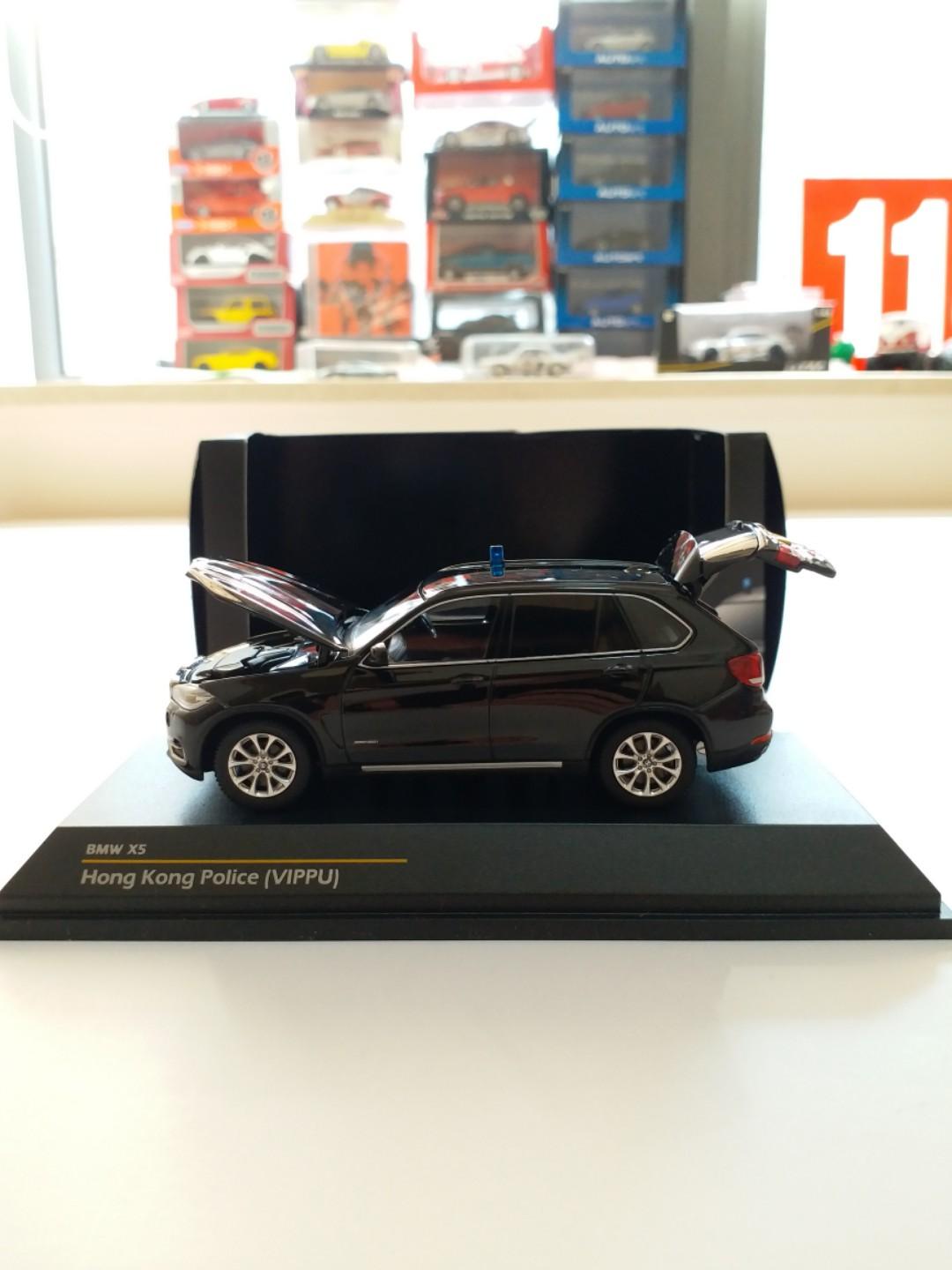 清屋限時半價！！全新Tiny 1:43 BMW X5 Police VIPPU 模型車, 興趣及遊戲, 玩具 & 遊戲類 - Carousell