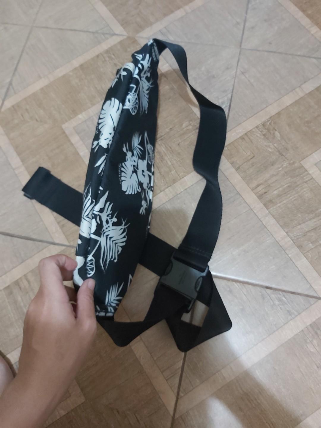 Converse Fanny Pack, Men's Fashion, Bags, Backpacks on Carousell