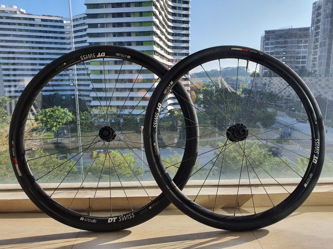 DT Swiss R470 db Aluminum 700c Wheelset with Turbo Pro tyres, Sports ...