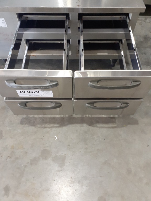 Hoshizaki 4 drawer counter chiller, TV & Home Appliances, Kitchen ...