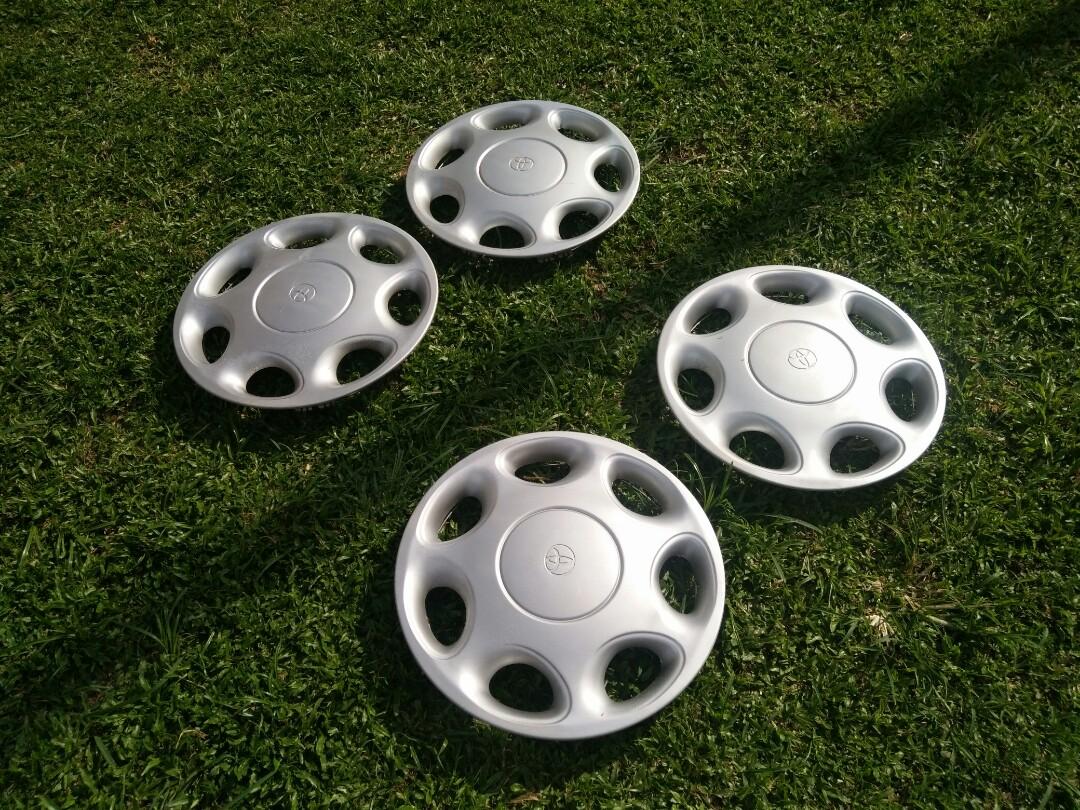 Toyota ORIGINAL wheel covers, Auto Accessories on Carousell