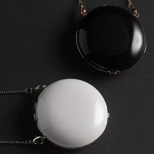 verapop 負離子隨身空氣淨化器, 女裝, 手袋及銀包, 長銀包 - Carousell