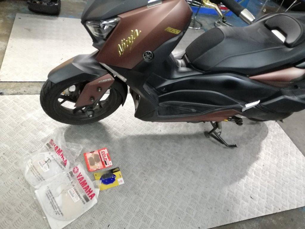 Xmax 300 *Front Brake Disc *Rear Brake Disc *Front Brake Pad *Rear ...