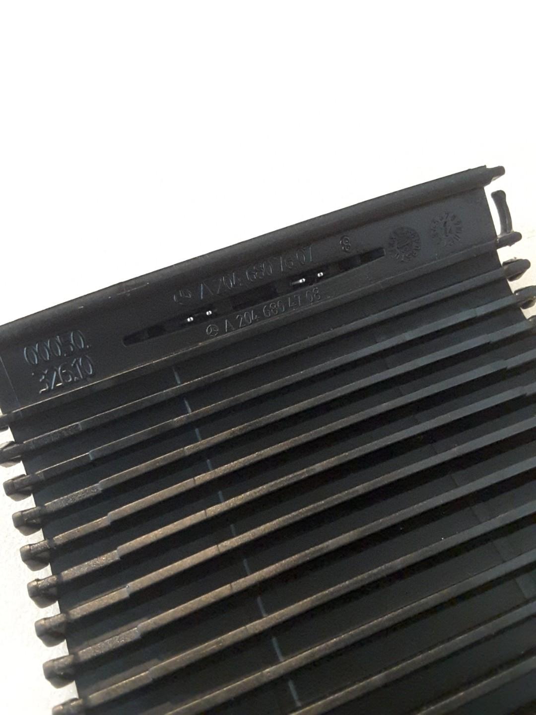 MB W204 W207 W212 CENTER CONSOLE ROLLER BLIND TOP COVER A2046804708 ...