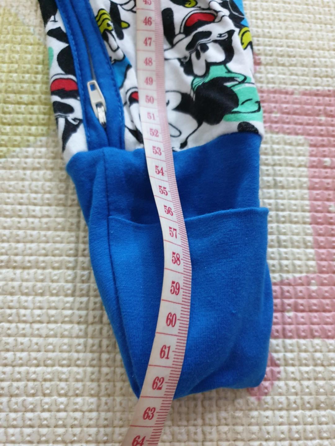 Onesies 6 months, double zip, Mickey goofy Donald duck, easy to change ...