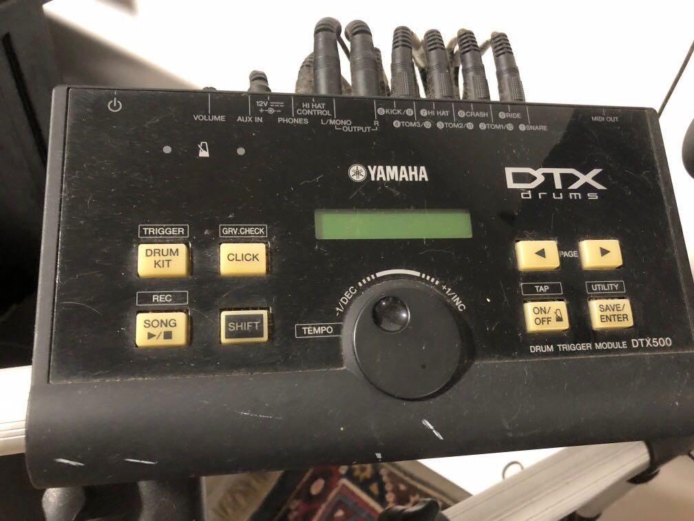 Preloved Yamaha DTX500 Electronic Drum Kit, Music & Media, Music ...