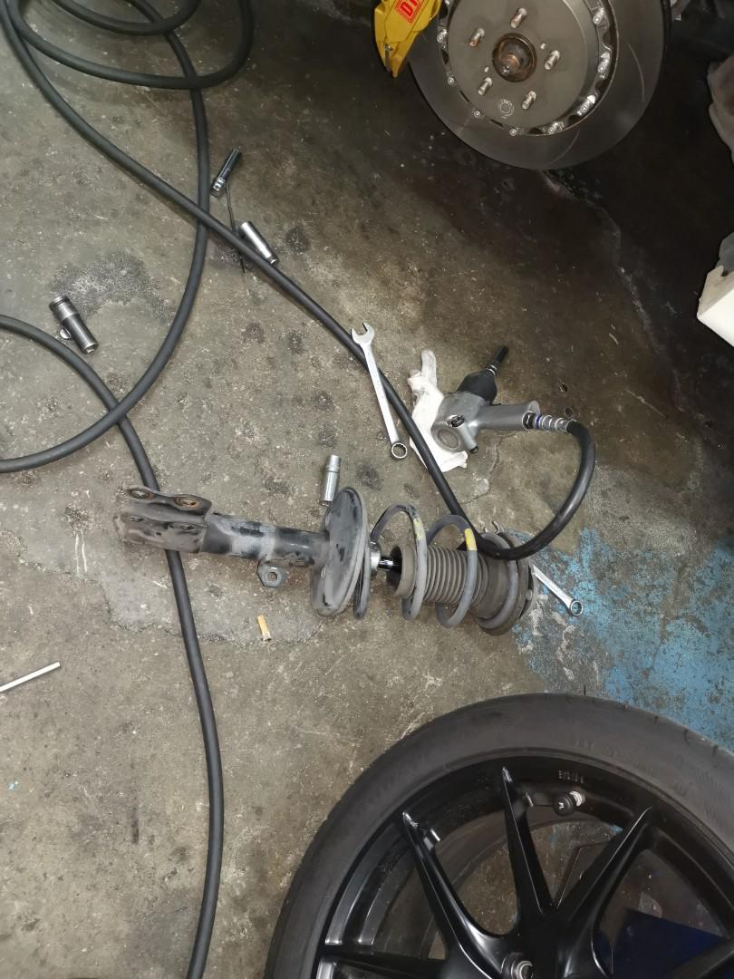 Toyota Wish ZGE20 springs and shock absorbers complete set, Car ...