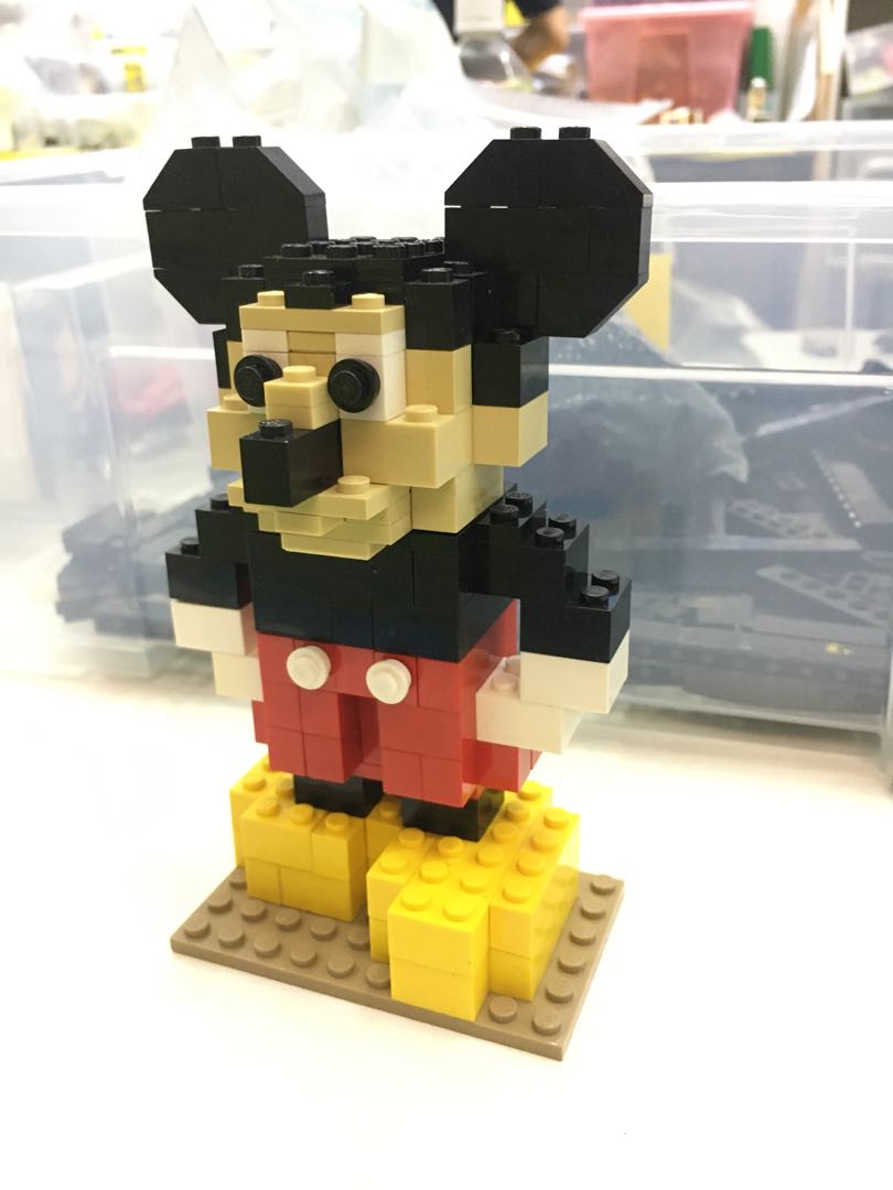 LEGO moc 坐枱Disney Mickey Mouse 迪士尼米奇老鼠, 興趣及遊戲, 玩具 & 遊戲類 - Carousell