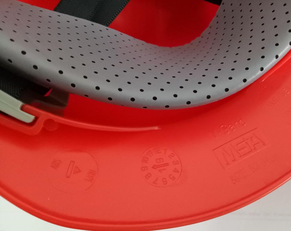 MSA Safety Helmet - V-Gard Red, Sports Equipment, Exercise & Fitness ...