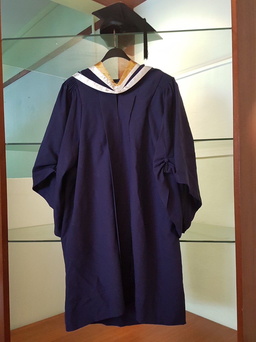 NUS graduation gown engineering, Women's Fashion, New Undergarments ...