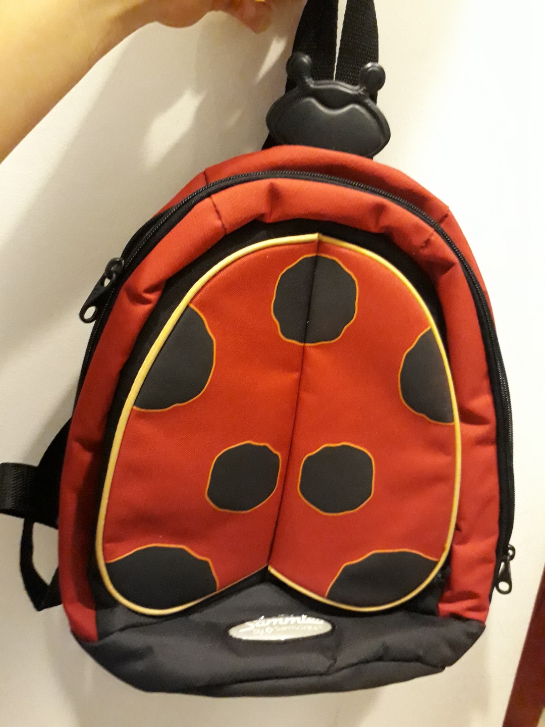 Samsonite backpack for kids, Men's Fashion, Bags, Backpacks on Carousell
